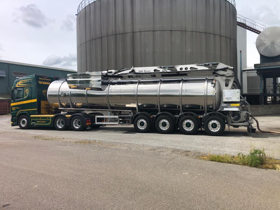 Liquid manure tankers